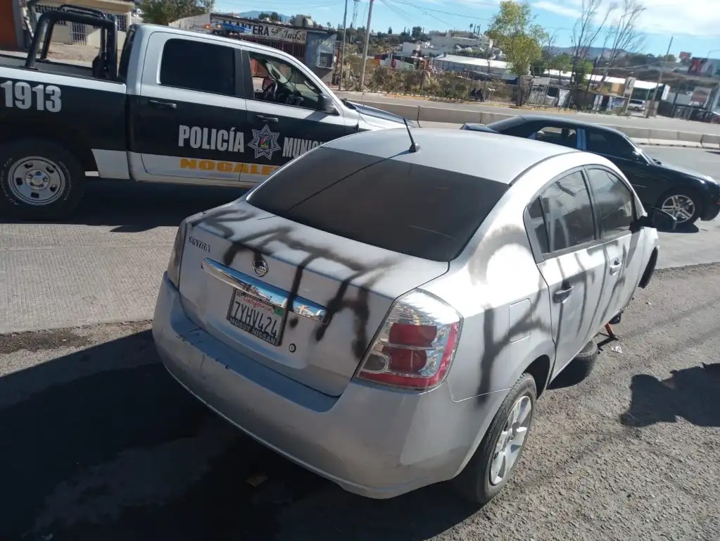 Conozca la historia detrás del carro rayado con la palabra "Rata ...